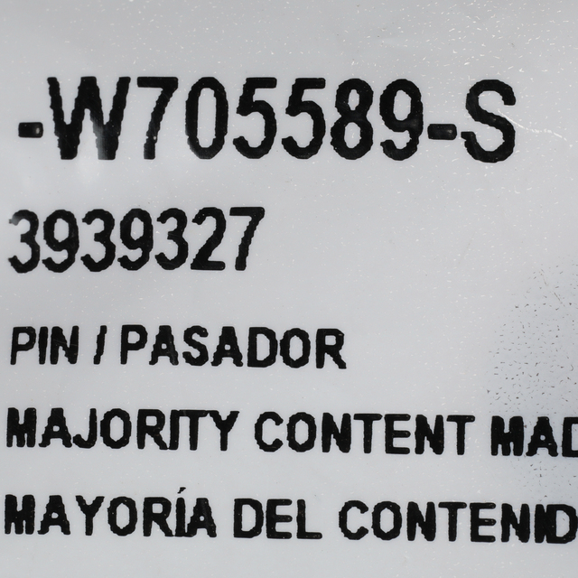 Fender Liner Retainer Clip - Ford (-W705589-S) | QuickParts