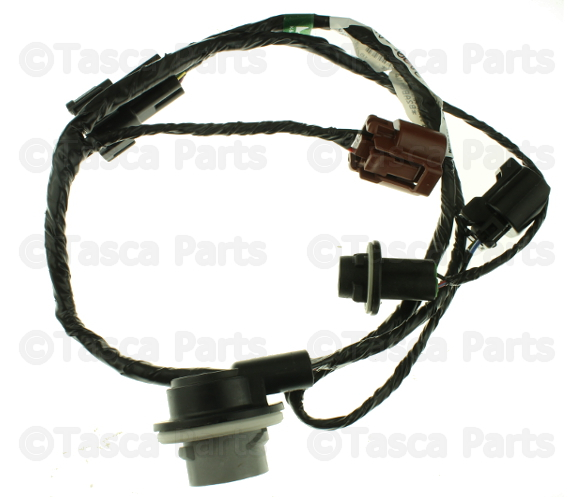 Socket & Wire - Nissan (26242-ZC00A) | TascaParts.com