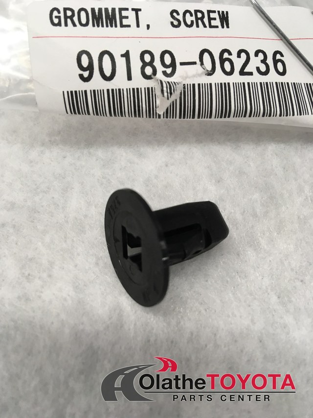 Fender Liner Grommet - Toyota (90189-06236) | Toyota Parts